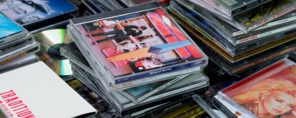 What Is An EP In Music? | The Definitive Guide To EPs